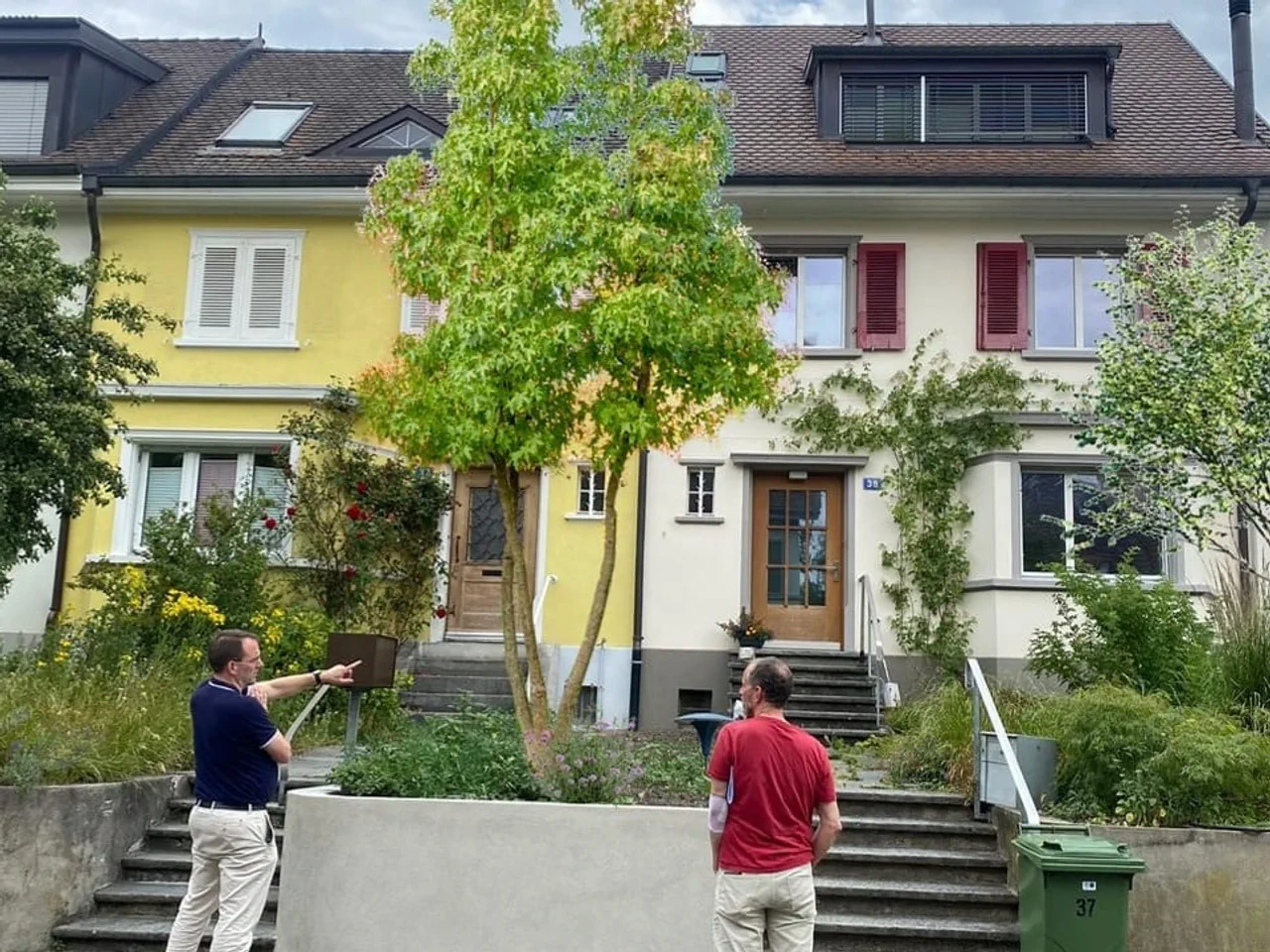 Kostenlose Bäume für Basel - Die Gute Minute